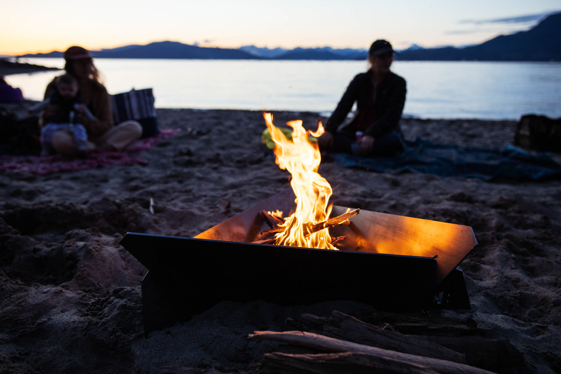 Medium CORTEN Fire. - H Bee Fire